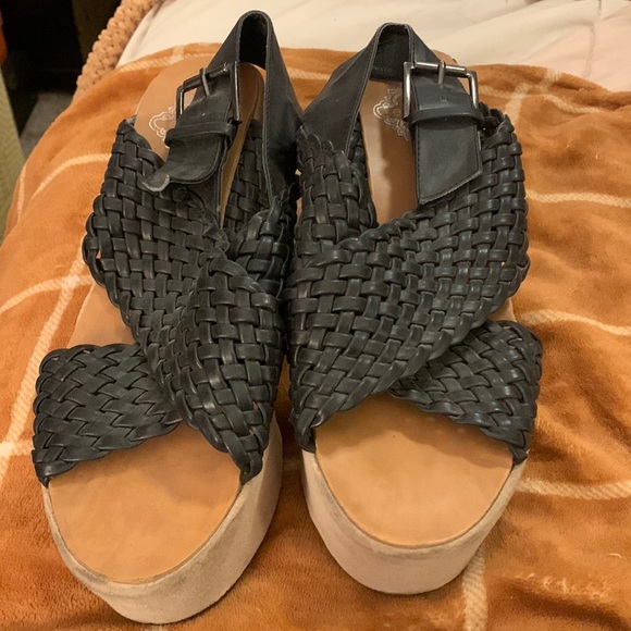 Ecote | Shoes | Ecote Black Woven Suede Platform Wedge Sandals Preowned ...